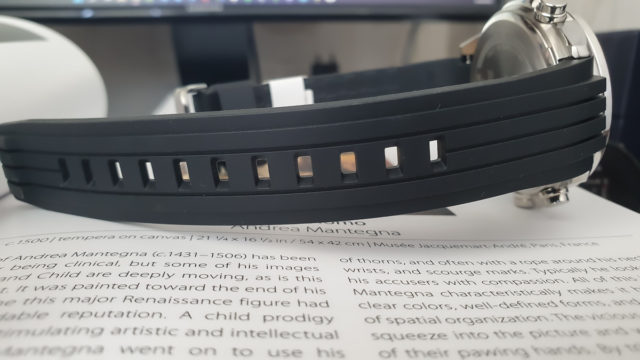 [EDIFICE REVIEW] ECB-30P-1A – a very sophisticated and functional watch ...